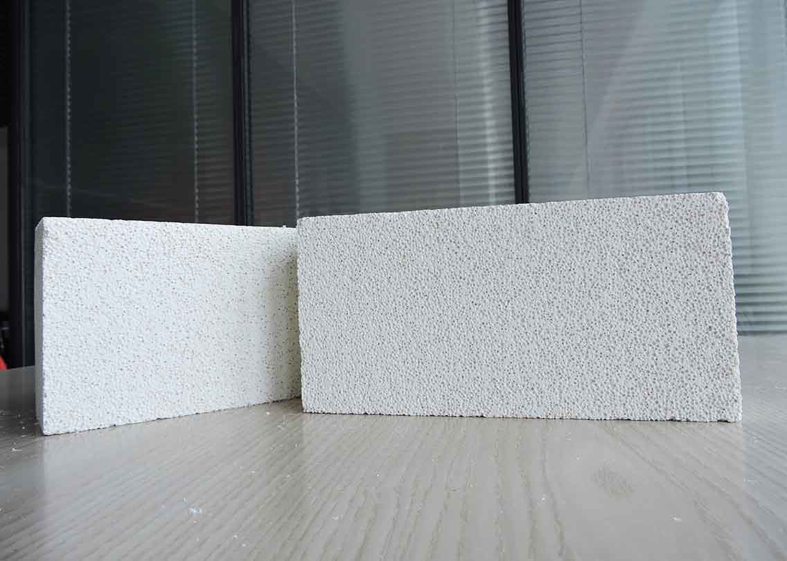 Low Density Lightweight Kiln Insulation Bricks / White Mullite ...